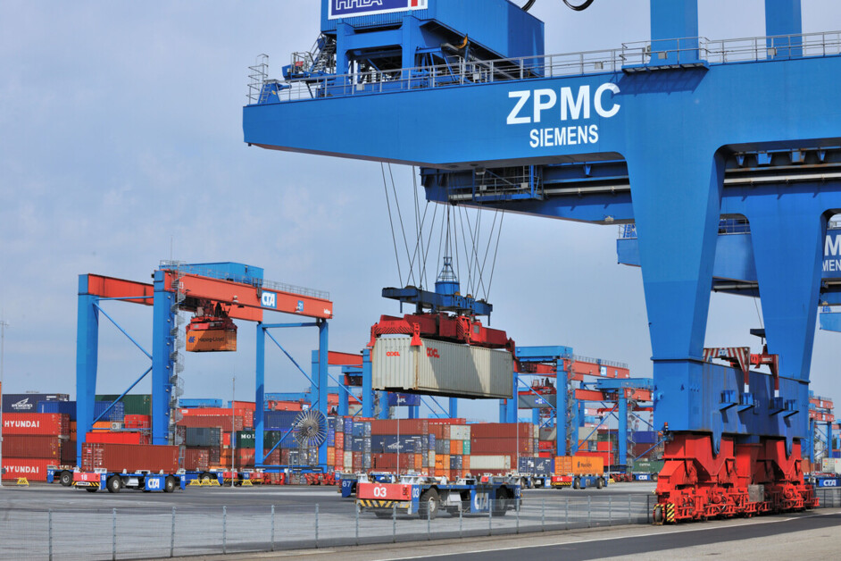 HHLA: Containertransport am CTA nun komplett elektrisch | News ...