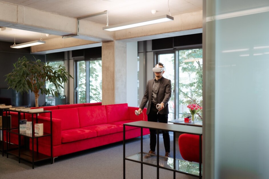 Plants improve performance in VR offices, study finds | News | Hamburg ...