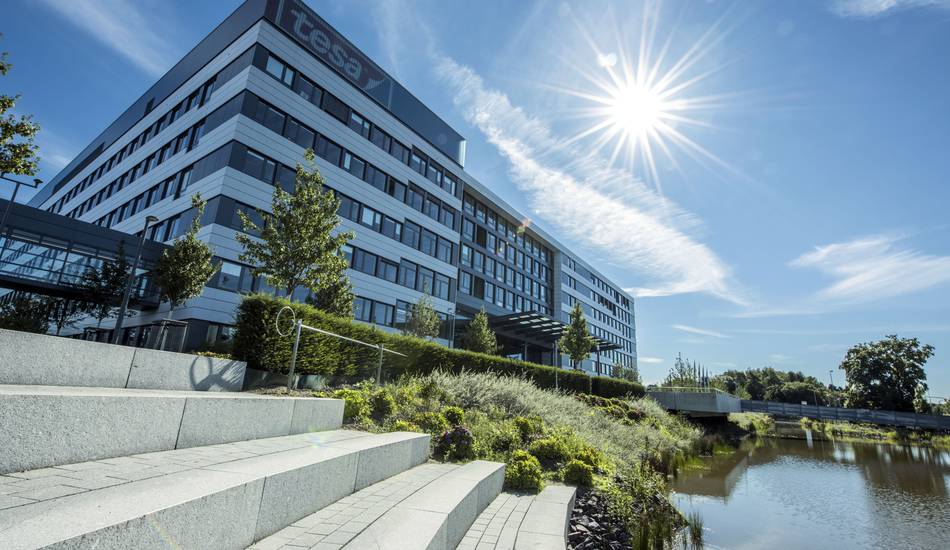 Tesa: Technische Revolution auf leisen Sohlen | News | Hamburg Business